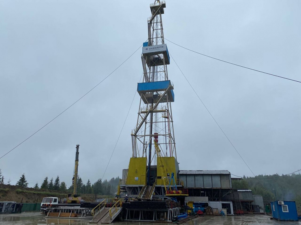 PJSC “Ukrnafta” has started construction of a new well with its own rig ...